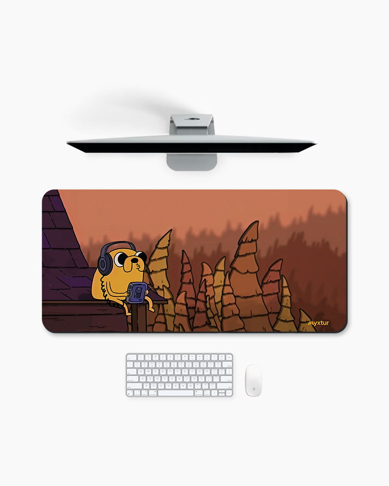 Lofi Jake Chilling Gaming Desk Mat – Myxtur